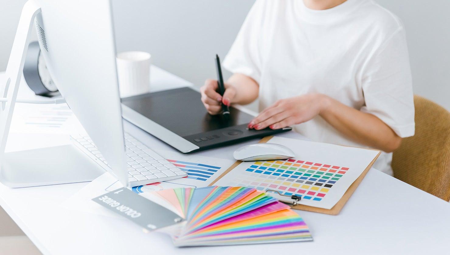 名刺の作り方4選と、基本的なサイズ・印刷用紙について解説｜SKYPCE（スカイピース）